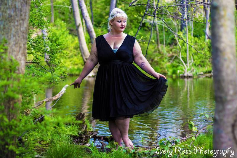 Aimer Les Femme Ronde Et Sexy Toute Taille 605