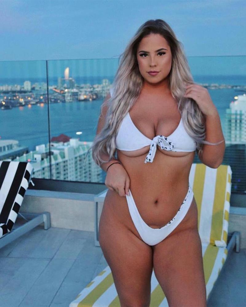 Aimer Les Femme Ronde Et Sexy Toute Taille 561